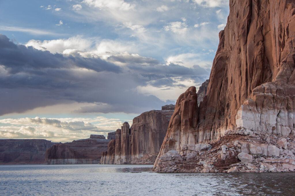 Houseboating on Lake Powell - Rock Creek Bay to West Canyon, AZ/UT ...