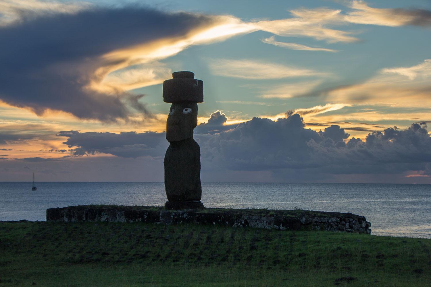 Sights and Attractions in Hanga Roa, Easter Island, Chile - Wide Angle ...